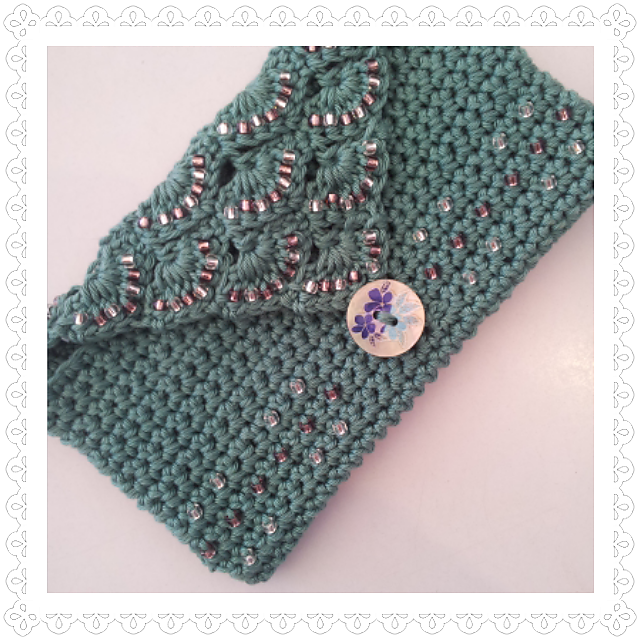 Ravelry: Crochet Beaded Purse pattern by Manfield Crafts
