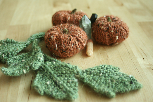 Ravelry: Mini Pumpkins pattern by Shawn Faber