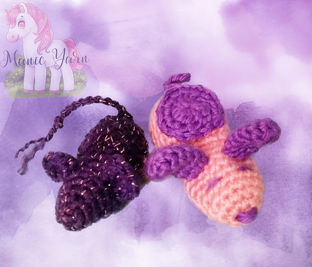 Ravelry: Mouse-nip and Pup-Squeak Pet Toys pattern by Manic Yarn