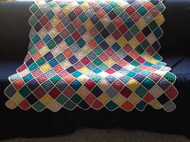 Ravelry: Cathedral Windows pattern by Mary Ann Sipes