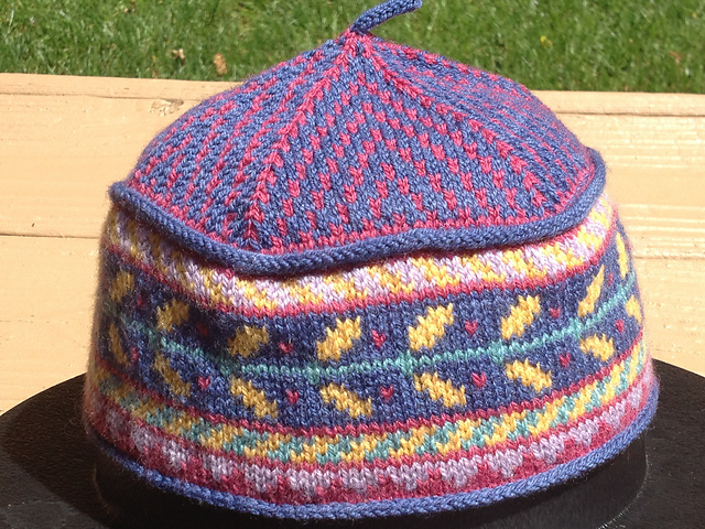 Ravelry: Medieval Beanie pattern by Dorothy Siemens