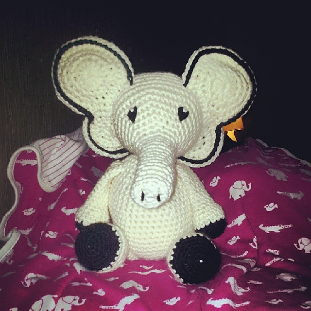Ravelry: Stor virkad elefant pattern by Lina Månulv