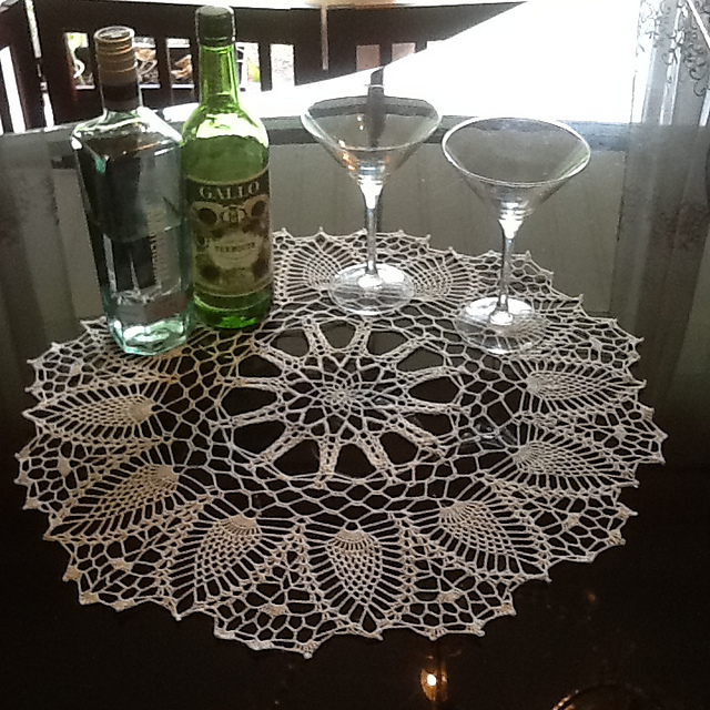 Ravelry: Pineapple Centerpiece pattern by Elizabeth Hiddleson