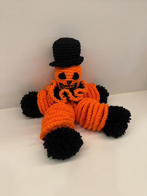 Ravelry: Halloween Clownie pattern by Phyllis Serbes