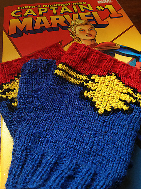 Ravelry: Captain Marvel Fingerless Gloves pattern by maratini knits