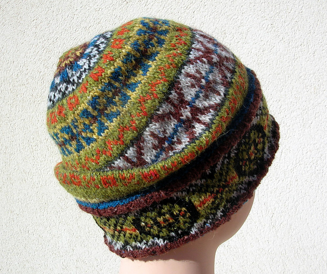 Ravelry: Noughts and Crosses Hat pattern by Margaret D Walker