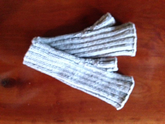 Ravelry: margotgn's Mom's Christmas Mitts