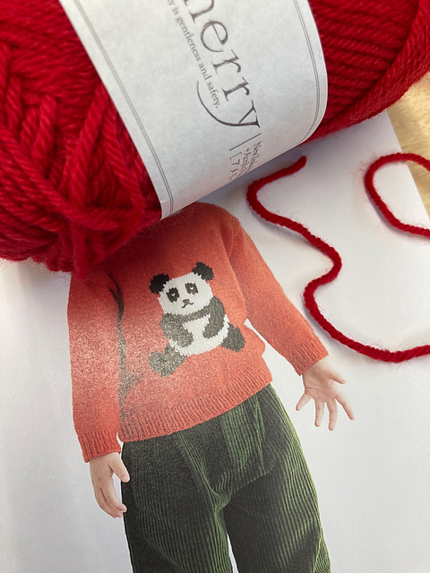 Ravelry: panda sweater pattern by Eriko Aoki 青木恵理子
