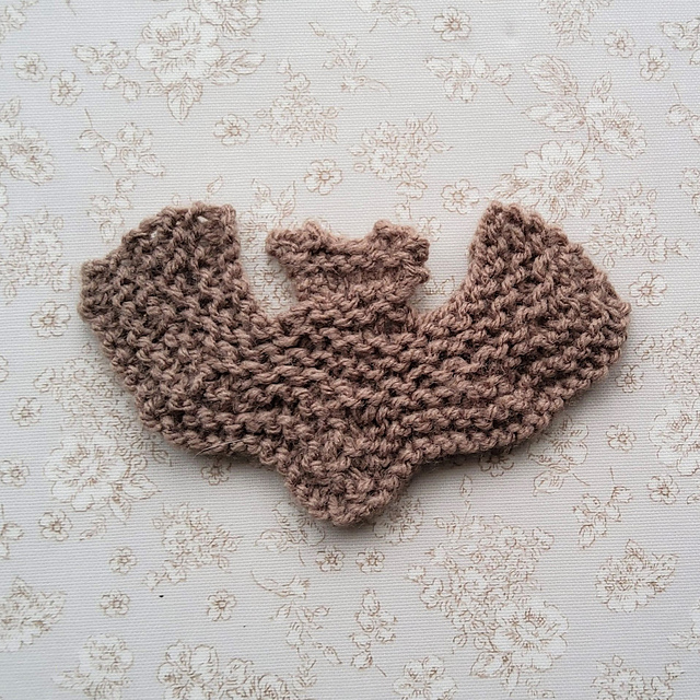 Ravelry: Bats ! pattern by marianna mel