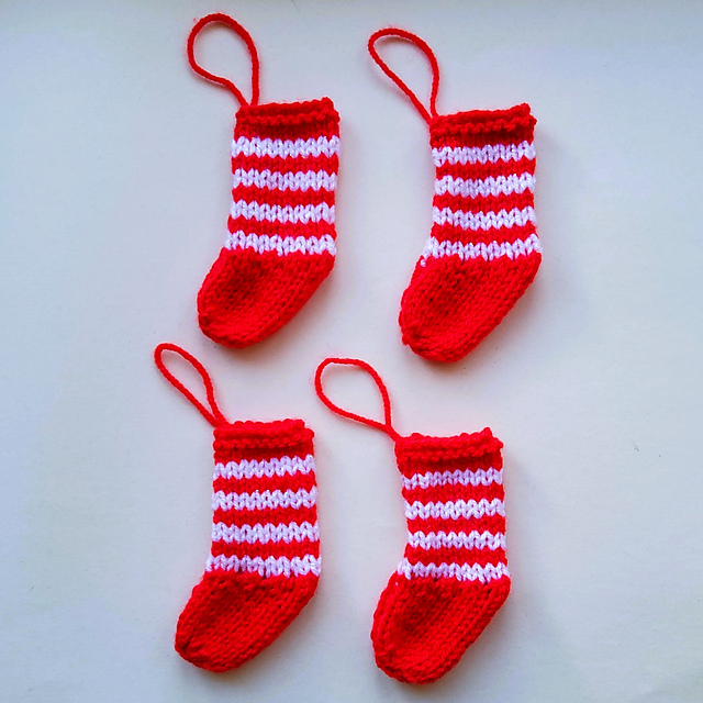 Ravelry: Easy Knit Mini Christmas Stocking Decorations pattern by ...