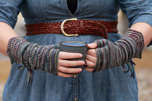 Ravelry: Lady Violet's Dinner Gauntlets pattern by Kristen Ashbaugh ...
