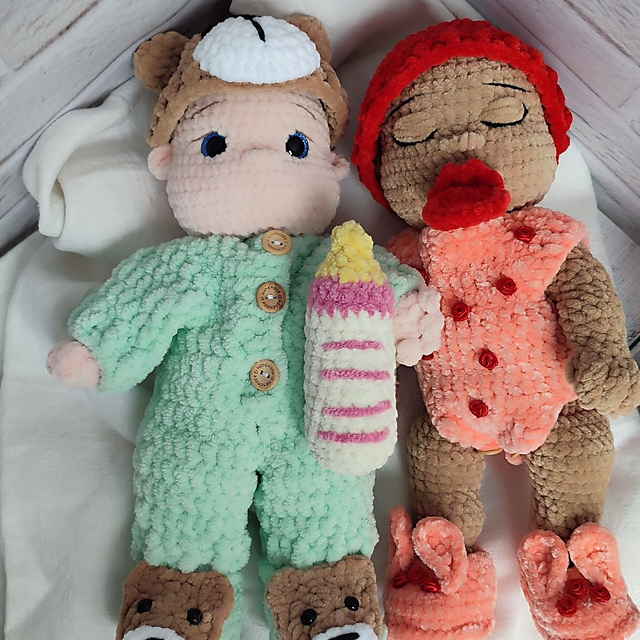 Ravelry: Bundle Babies pattern by Marta Timok