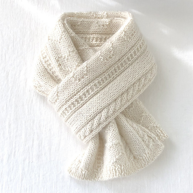Ravelry: Sweet Gift of Love Scarf pattern by Marjolijn Reuter