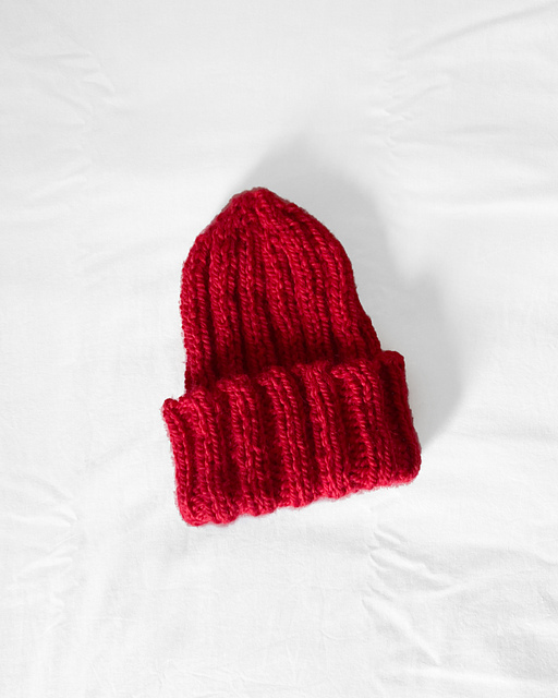 Ravelry: oh silly hat pattern by quarantineknitter