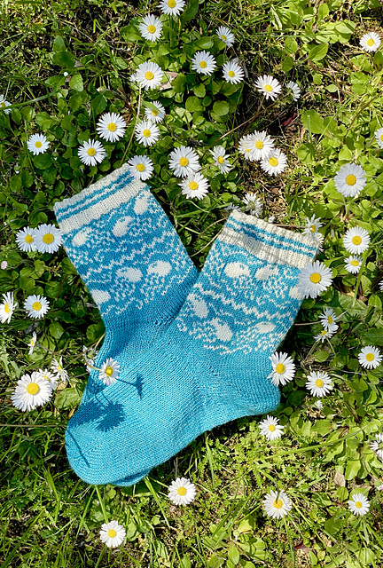 Ravelry: Jellyfish Socks pattern by Martina Quarantelli