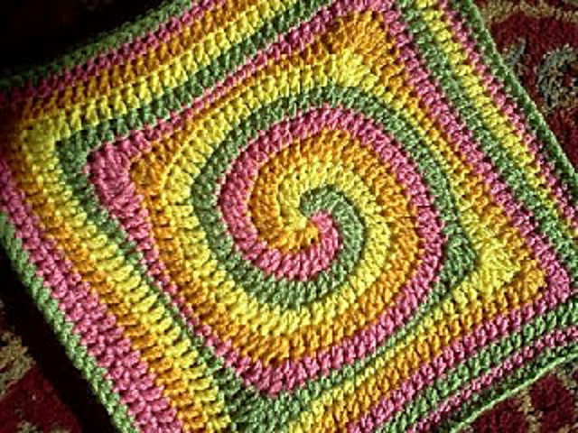 Ravelry: Spiral Circle to Square pattern by Julie Yeager