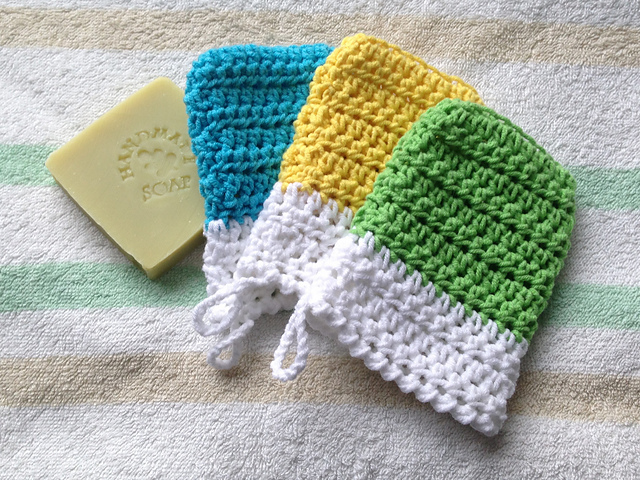 Ravelry: basic bath mitt pattern by mau'unta designs