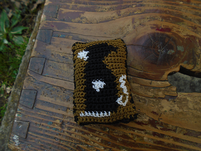 Ravelry: Stephieface's Grim Squeaker Chart - Discworld pattern by Steph ...