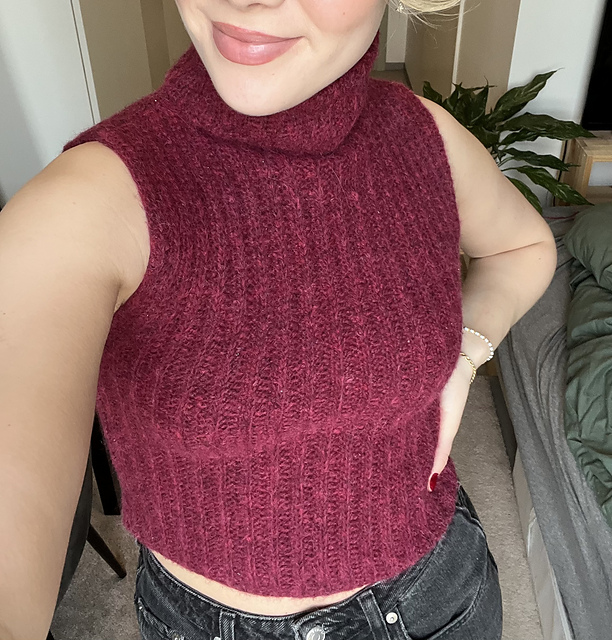 Ravelry: Ruby top pattern by stitchedbymathilde