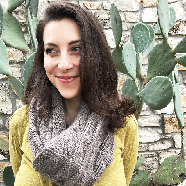 Ravelry: On The Grid Cowl pattern by Benjamin Matthews