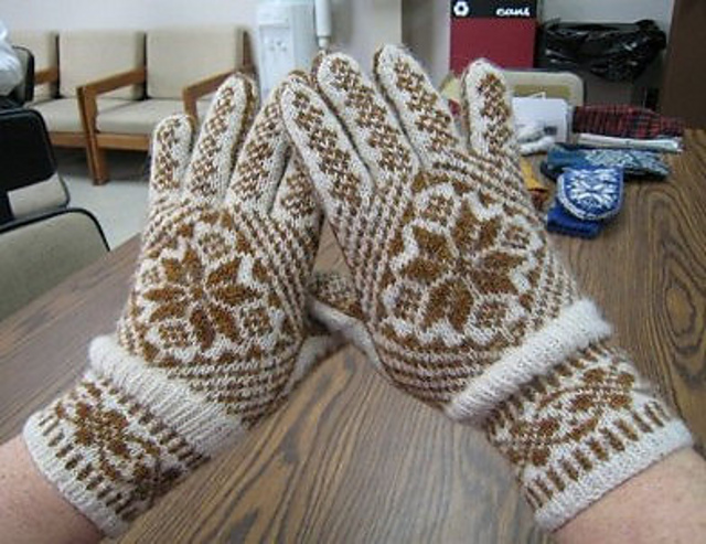 Ravelry: Traditional Allover pattern by Carol Rasmussen Noble