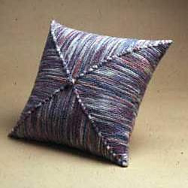 Ravelry: Diagonal Square Pillow pattern by Patons