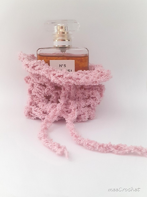 Ravelry: Parfum bag pattern by Sabi Meenen - meeCrochet