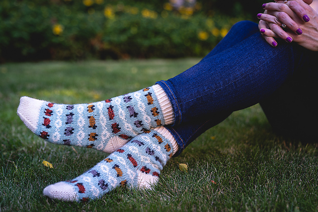 Ravelry: Flocking Good Time Socks pattern by Michele Frazzetta