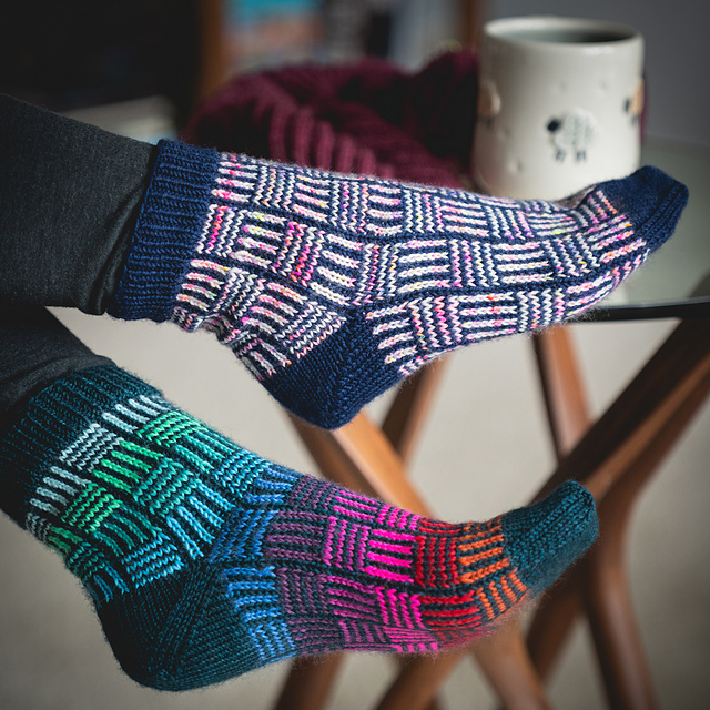 Ravelry: Tally Alley Socks pattern by Michele Frazzetta