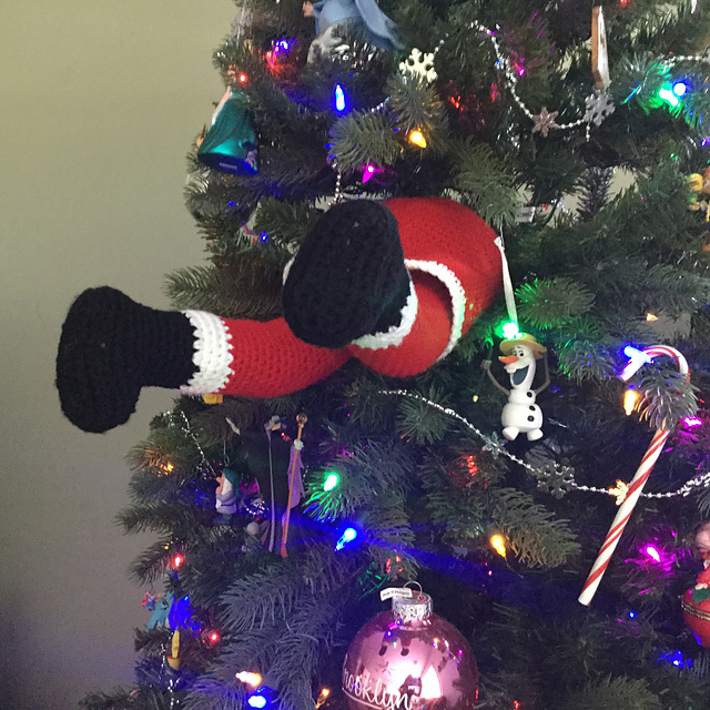 Ravelry: Stuck in the Tree Santa Legs pattern by It's So Crochet