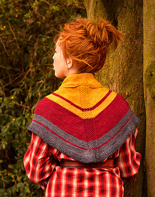 Ravelry: Firewood Shawl pattern by Caitlin ffrench