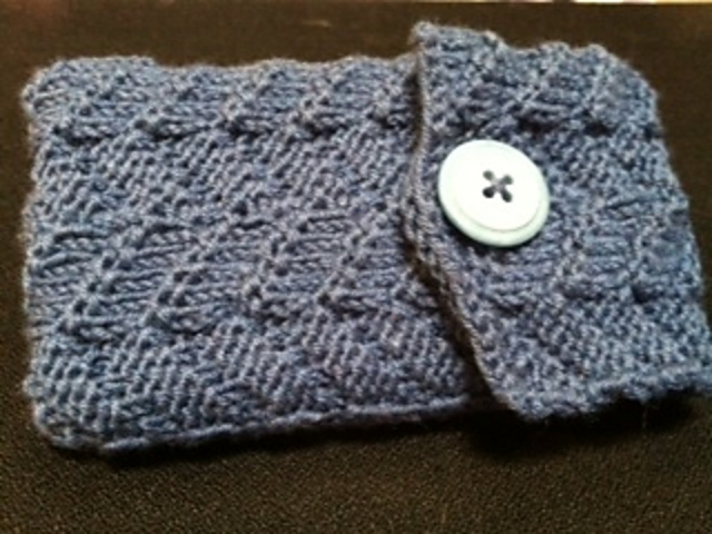 Ravelry: Knit iPhone Case pattern by Meghan Kizer