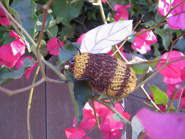 Ravelry: Bumble Bee (Knit) pattern by Lesley Stanfield