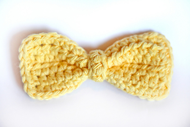 Ravelry: Simple Bow pattern by Mary Englar