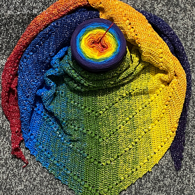 Ravelry: Saira pattern by Bernadine Graham