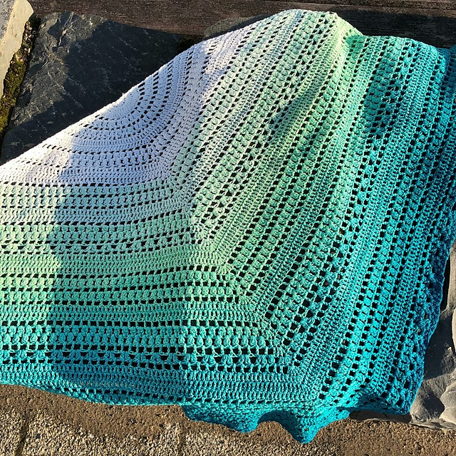 Ravelry: Lena pattern by Bernadine Graham