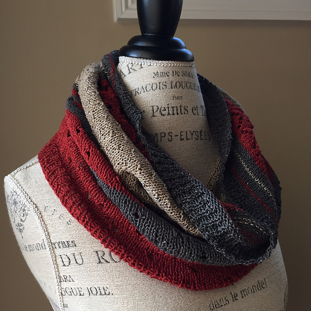 Ravelry: mere's twig cowl