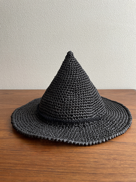 Ravelry: Chibi Witch Hat pattern by Meredith Buck