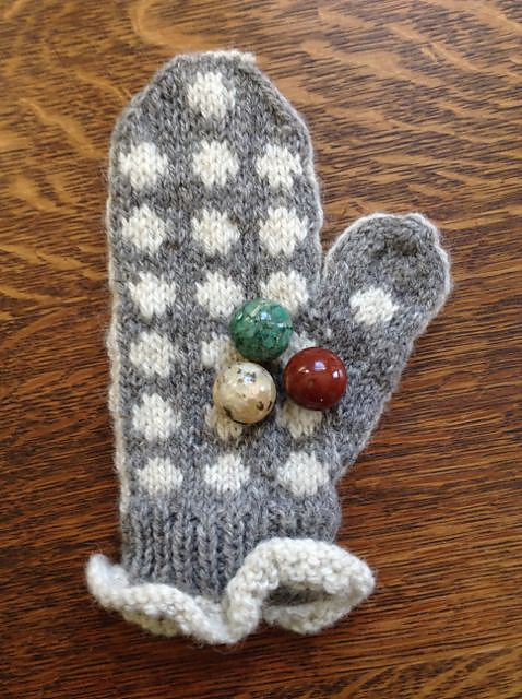 Ravelry: Dot-to-Dot Mittens pattern by Meredith F. Small