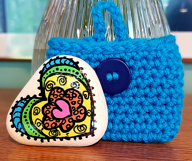 Ravelry: Painted Rock Pouch pattern by Merri Purdy - Purdy Sweet Crochet