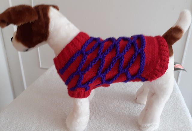 Ravelry: Lattice Dog Coat pattern by Abigail Orlando