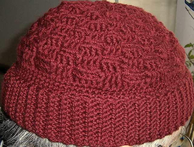 Ravelry: Men's braided hat pattern by Meryweb