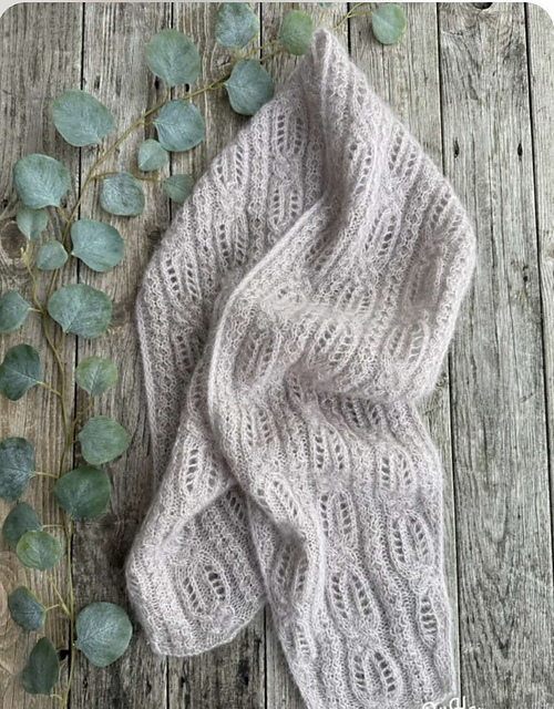 Ravelry: Bella skjerf pattern by Mette Samsing