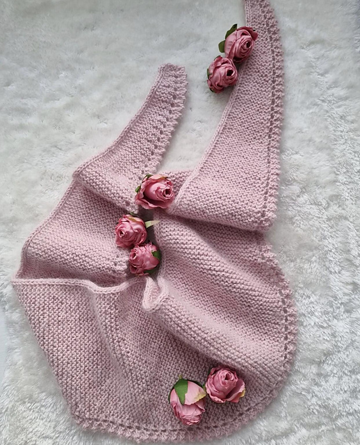 Ravelry: Shira Skjerf pattern by Mette Samsing