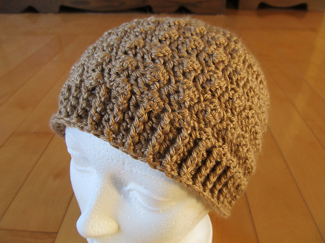 Ravelry: bonnet caramel avec petites boules crochet pattern by Lyne Boucher