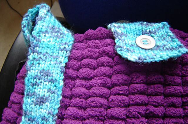 Ravelry: Snowball Bag pattern by Lincraft