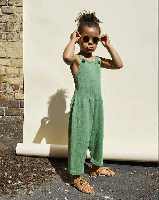 Ravelry: 306 Claras buksedress pattern by Rauma Garn