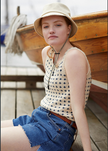 Ravelry: 411-2 Bryggetopp pattern by Rauma Garn