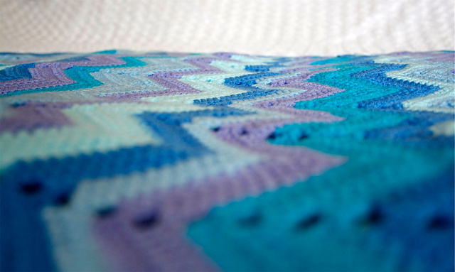 Ravelry: mibelartes' Funky wavy pattern