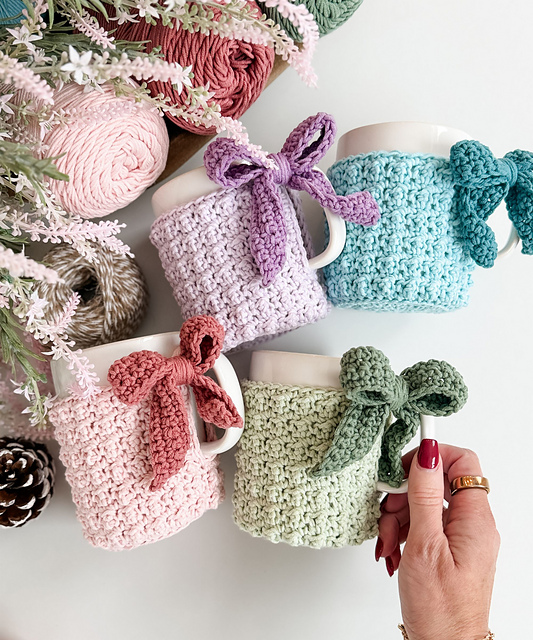 Ravelry: Winterberry Mug Cozy pattern by MJ's Off The Hook Designs